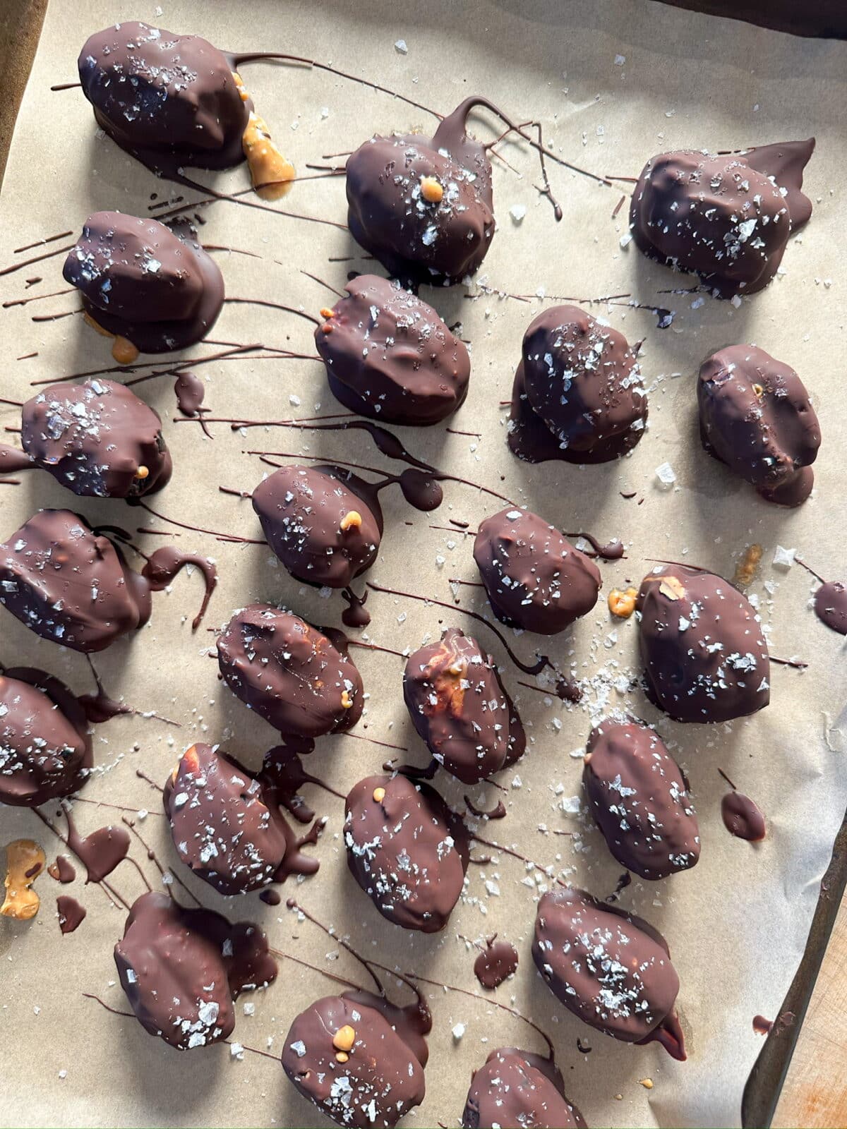 Dark Chocolate Peanut Butter Stuffed Dates (aka Damn Good Dates ...